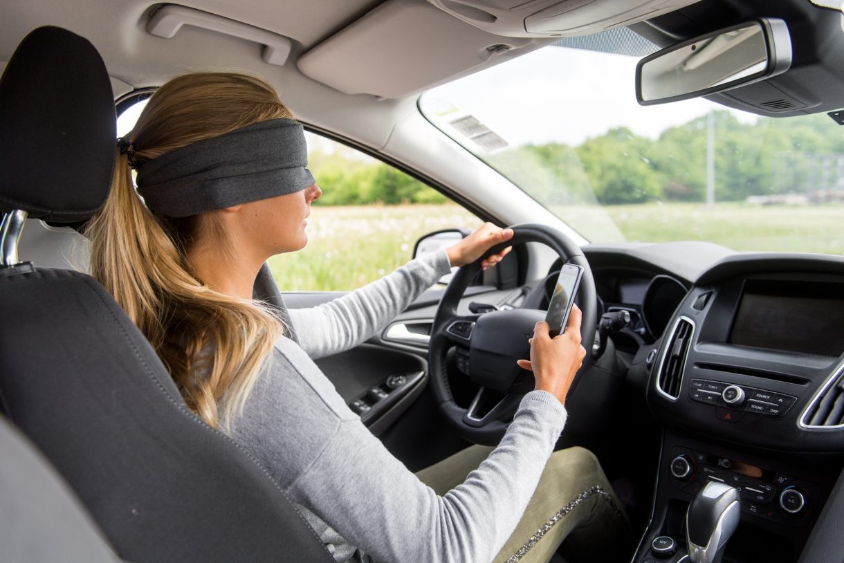 Texting and Driving is Like Driving Blindfolded - Zero Deaths Maryland ...